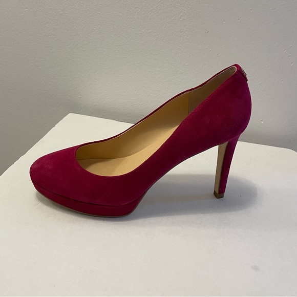 Ivanka Trump | Shoes | Ivanka Trump Berry Suede 4 Inch Pumps Like New ...